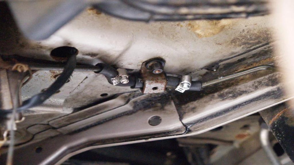 Power Steering Malfunction In Mercedes | 6 Causes & Solution