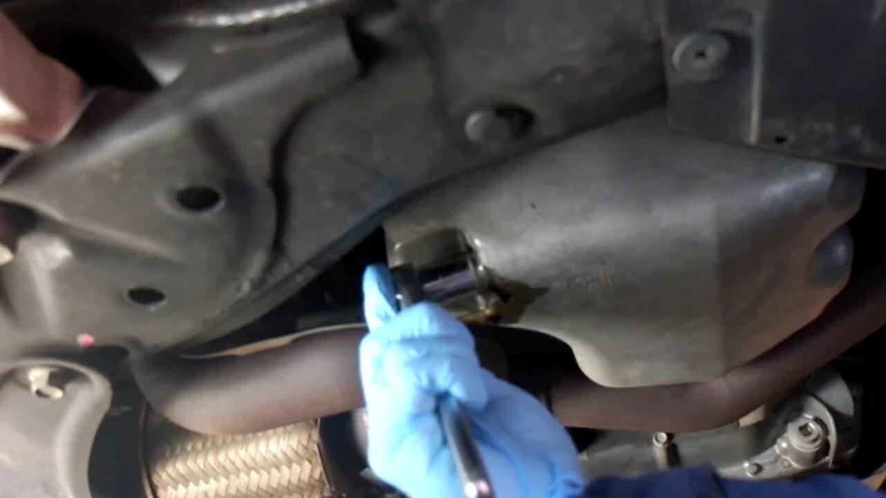 Mercedes-Benz M278 V8 Engine Oil Change Guide - In 8 Steps