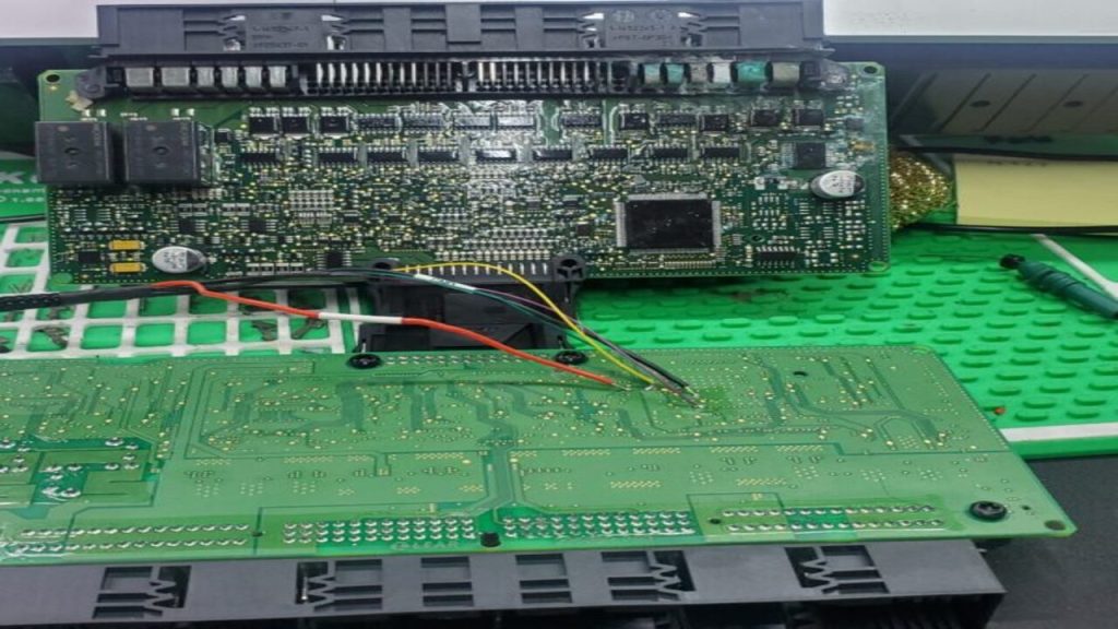 Mercedes Benz Electronic Ignition Switch (EIS) Failure