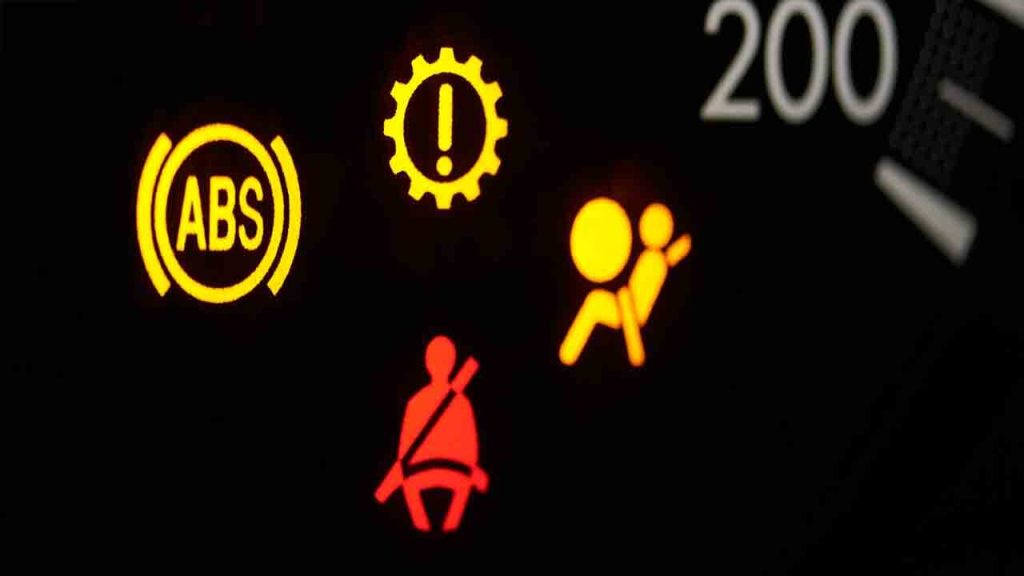Mercedes Red Triangle Warning Light? 5 Expert Fixes You Need To Know Now!