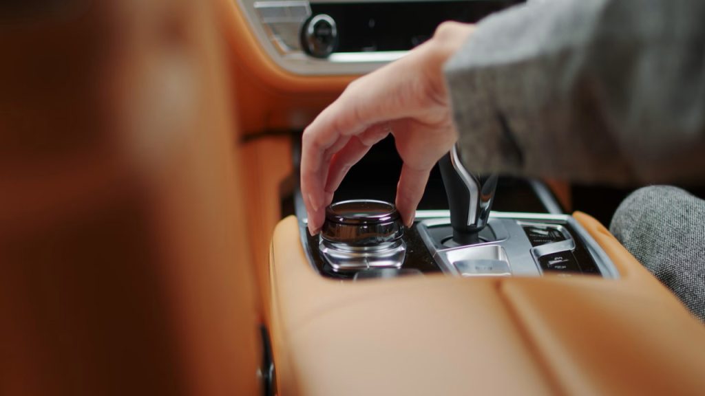 Master Toyota RAV4 Sport Mode For Better Experience