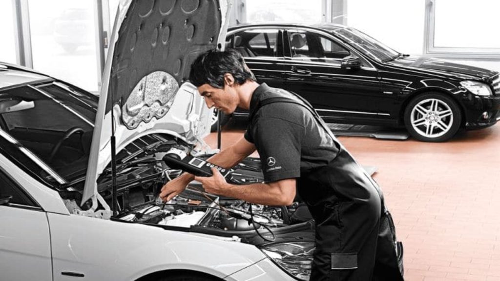 What Entails In Mercedes B2 Service Notification?